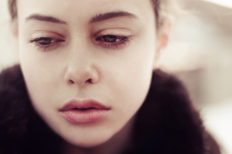 5 unbestreitbare Anzeichen dafür, dass er dich emotional betrügt 5 unbestreitbare Anzeichen dafür, dass er dich emotional betrügt