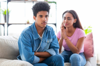 Silent Treatment: Alle Geheimnisse des Manipulationstricks gelüftet!