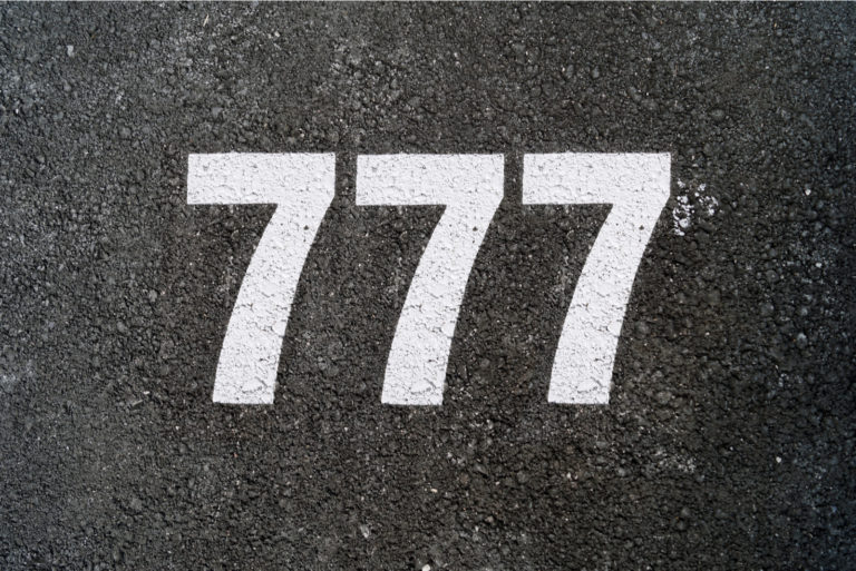 77 Bedeutung: Die Glückszahl in einer Doppelausgabe!