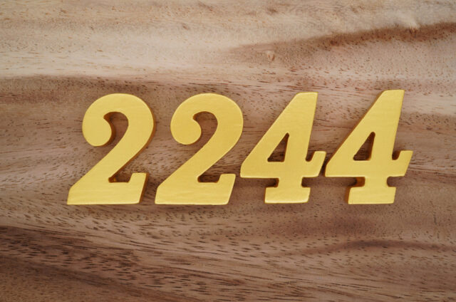 2244 Bedeutung: Eine Zahl nicht von dieser Welt