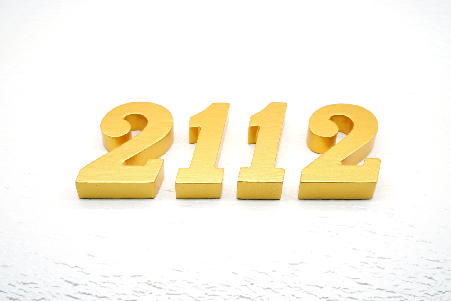 2112 Bedeutung: Ein himmlischer Gruß mit Herz